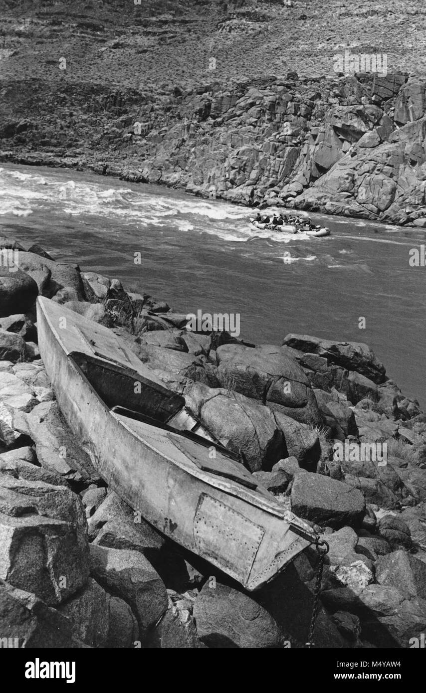 BERT LOPER'S BOAT, THE ROSS WHEELER, ON THE ROCKS ABOVE BASS RAPID ...