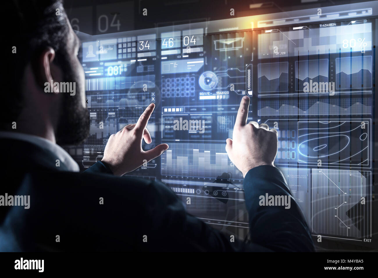 Experienced programmer touching the screen while finding connection ... Experienced programmer touching the screen while finding connection ...
