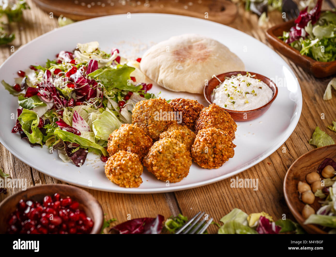 Lettuce sauce hi-res stock photography and images - Alamy