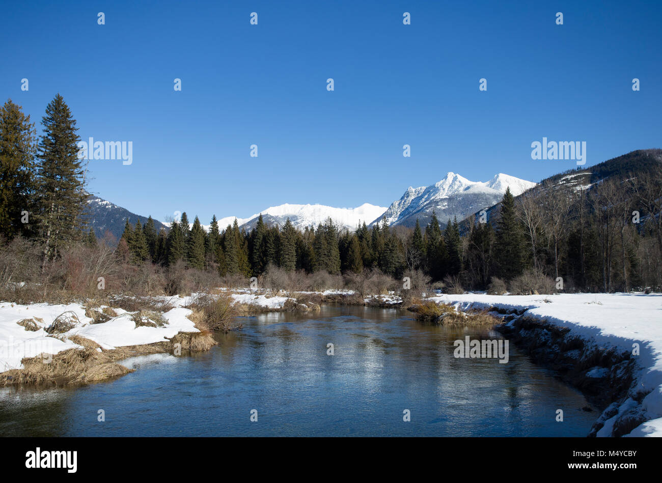 Cabinet mountains hi-res stock photography and images - Alamy