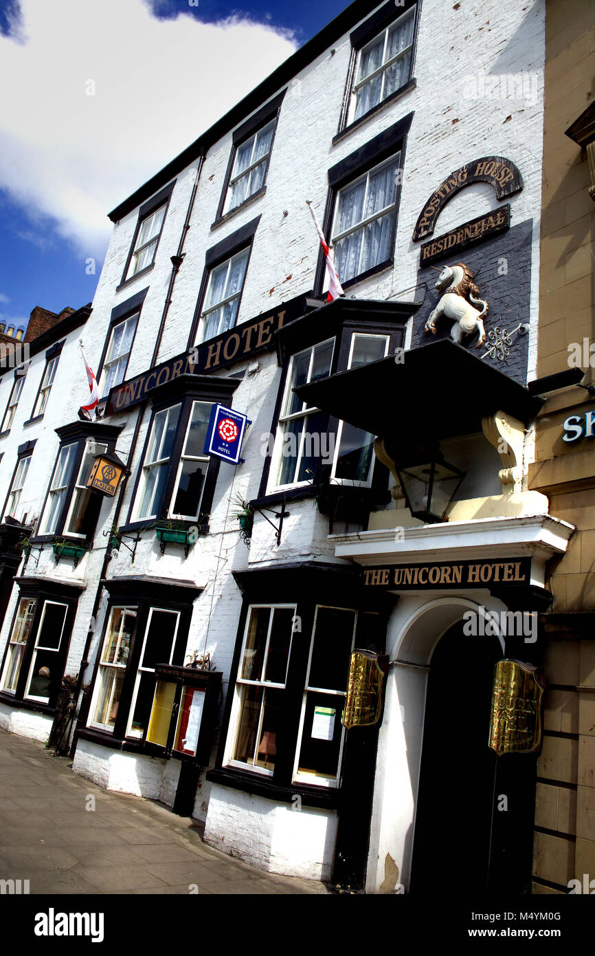 The Unicorn Hotel, Ripon, North Yorkshire Stock Photo - Alamy