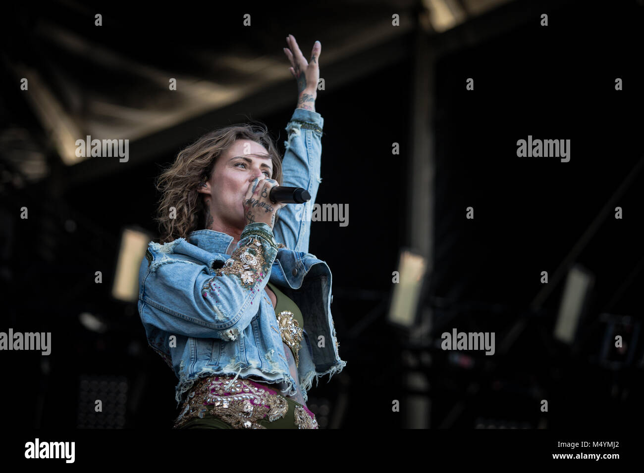Jennifer rostock hi-res stock photography and images - Alamy