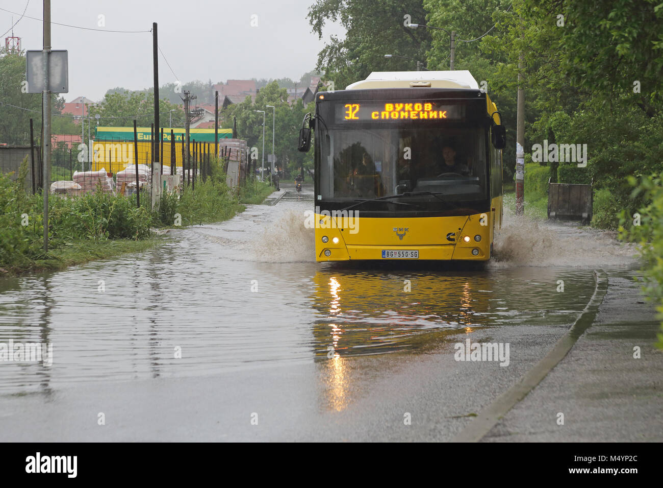 Bus in floods Stock Photo - Alamy