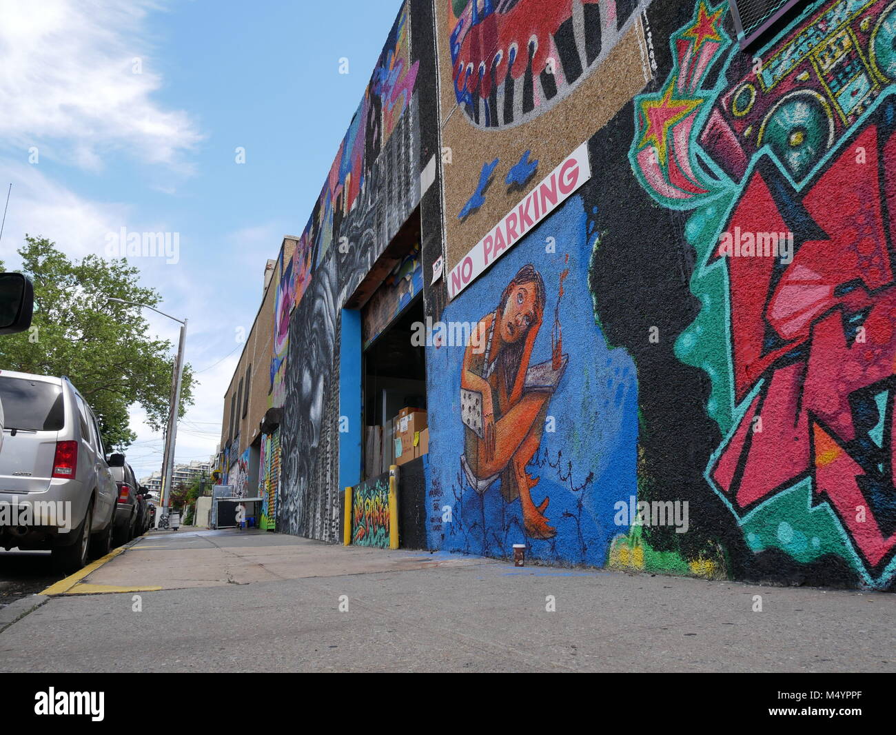 Astoria queens street hi-res stock photography and images - Alamy