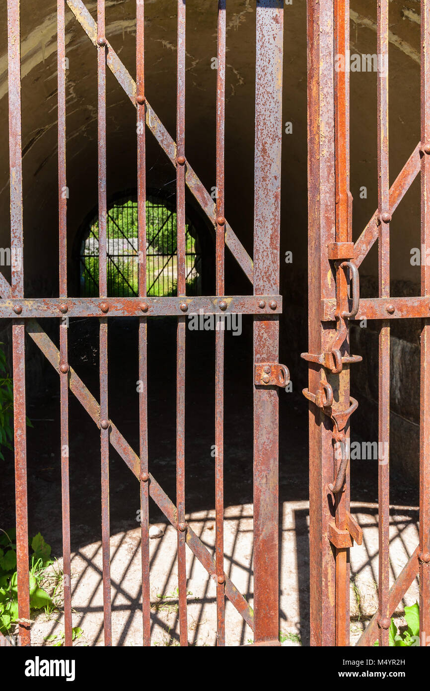 Old rusty iron gate Stock Photo - Alamy