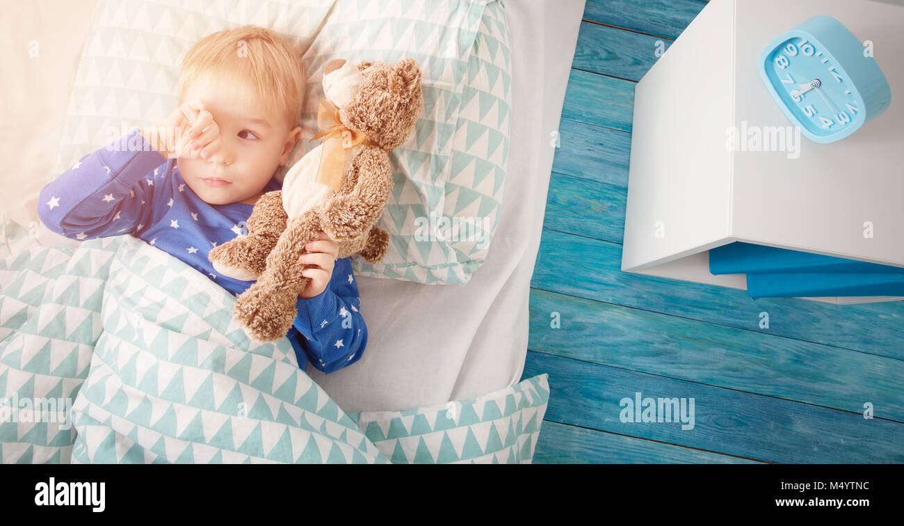 Child bedroom crying hi-res stock photography and images - Alamy