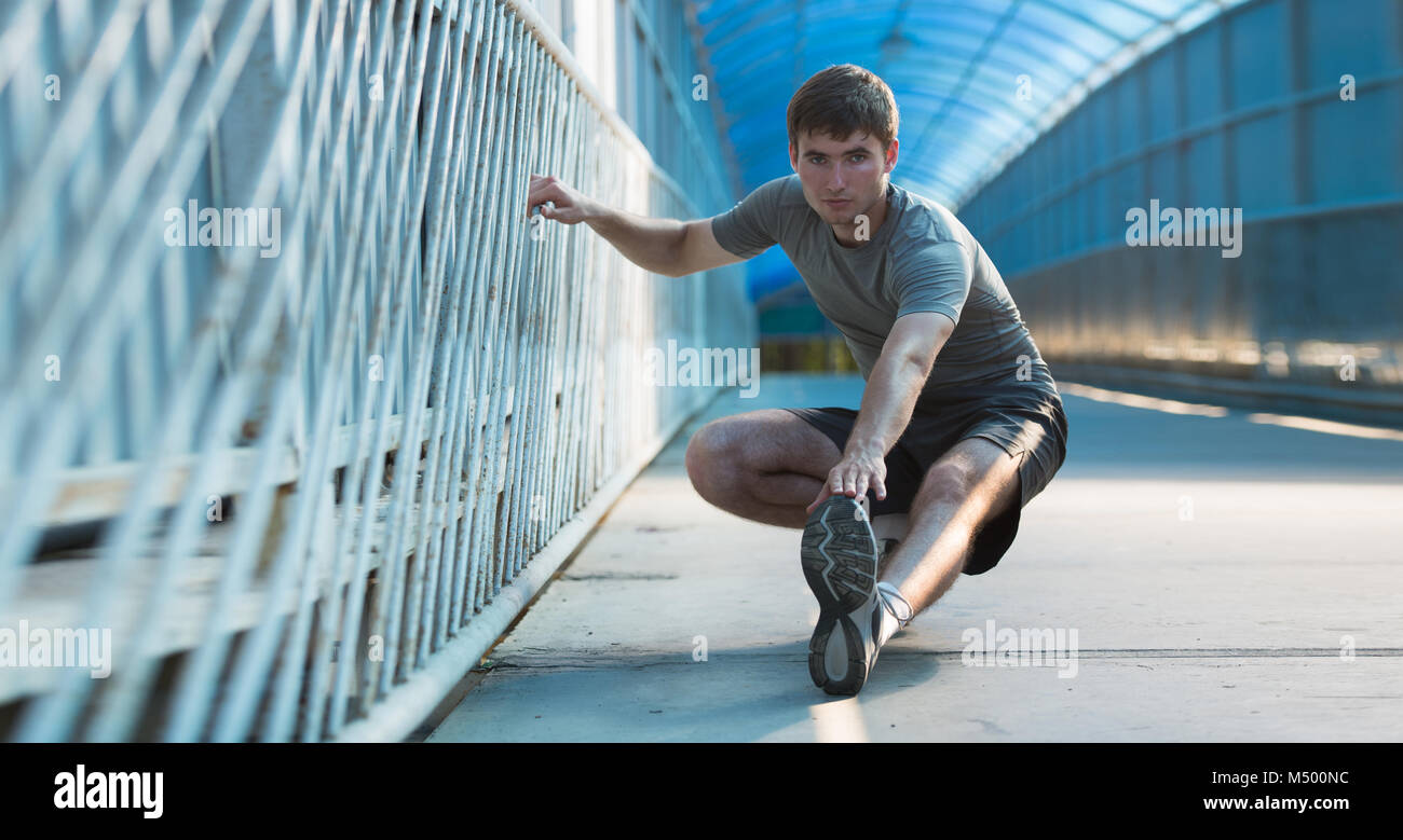 Hamstring stretch man hi-res stock photography and images - Alamy