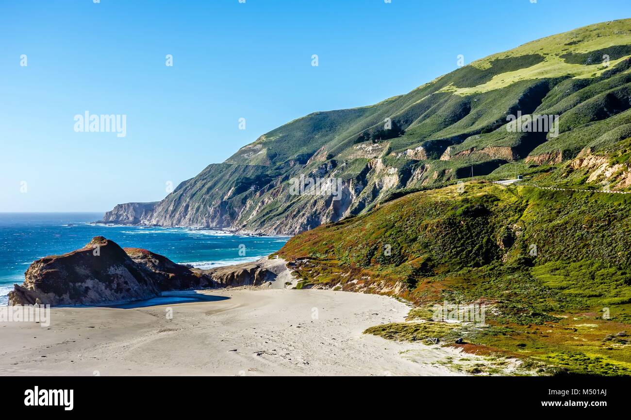Beaches rocks hi-res stock photography and images - Alamy