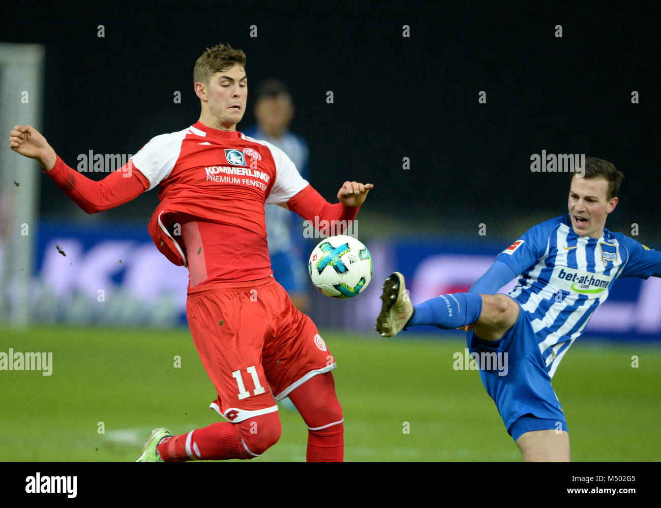 Berlin, Deutschland. 16th Feb, 2018. left to right: Emil BERGGREEN (MZ ...