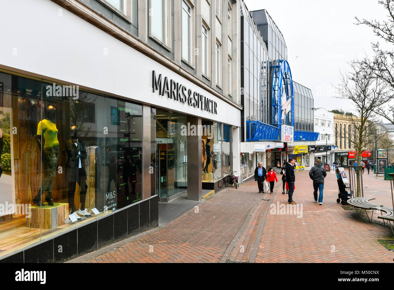 Fashion shop bournemouth hi-res stock photography and images - Alamy