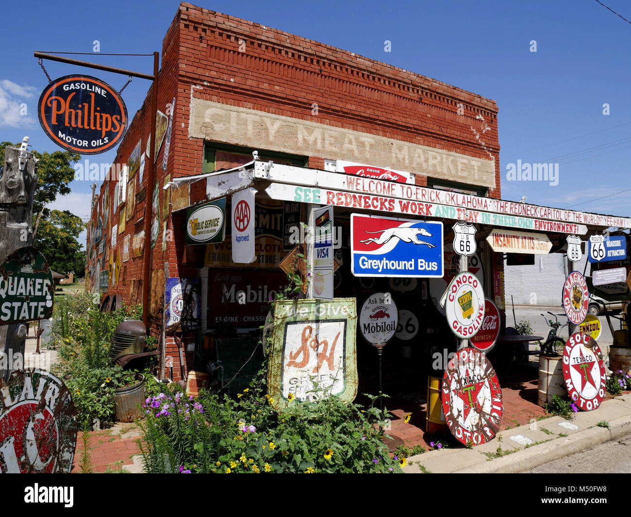 Sand Hills Curiosity Shop,Erick,Oklahoma,Route 66 Stock Photo - Alamy