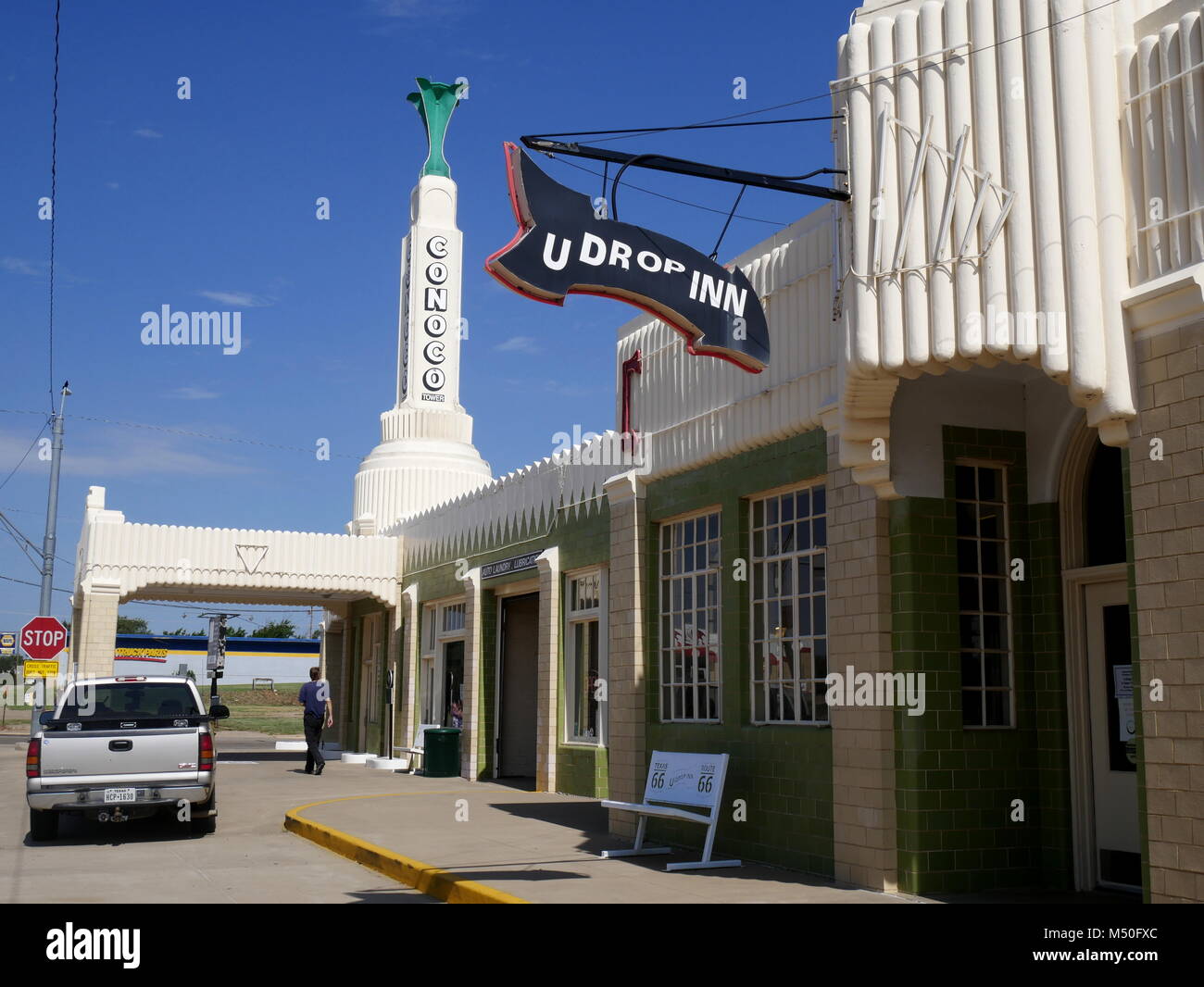 Historic U Drop Inn,Shamrock,Texas,Route 66 Stock Photo - Alamy