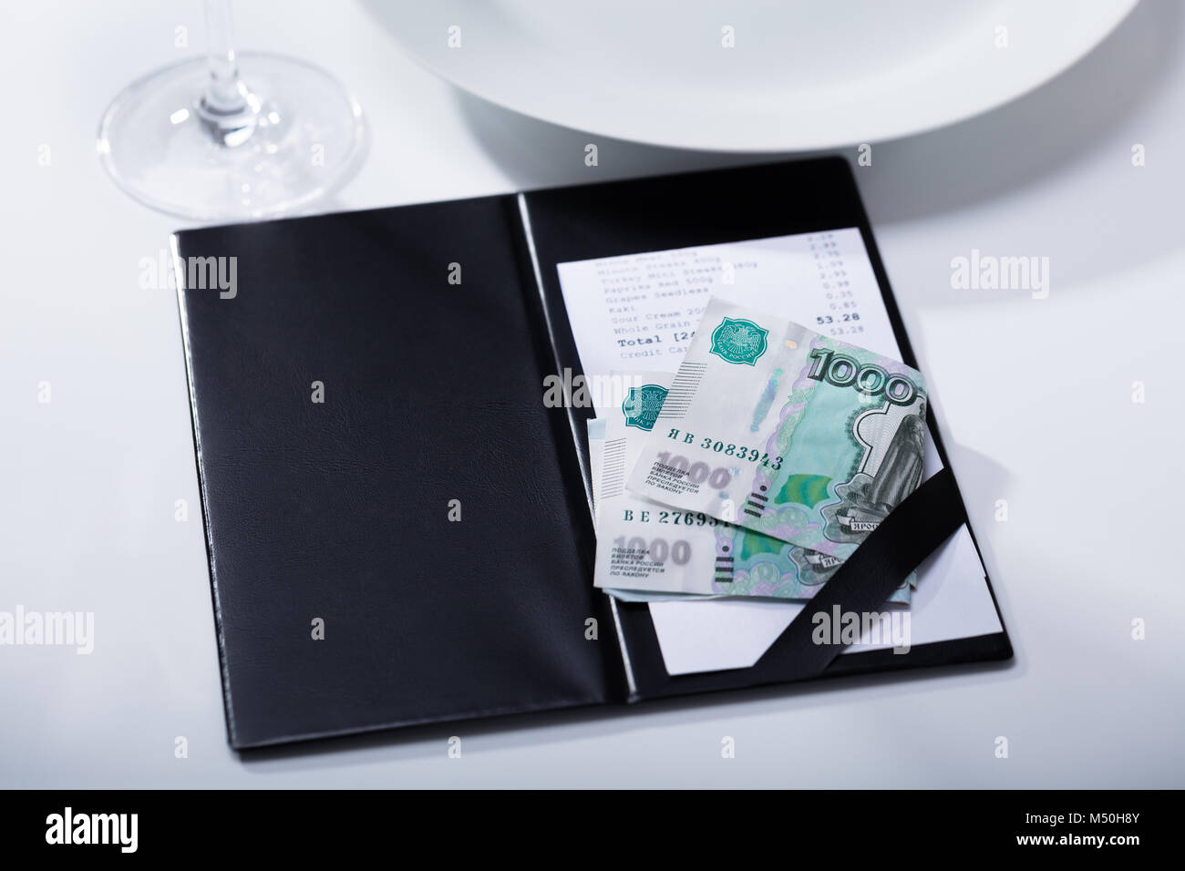 Cash payment receipt hi-res stock photography and images - Alamy