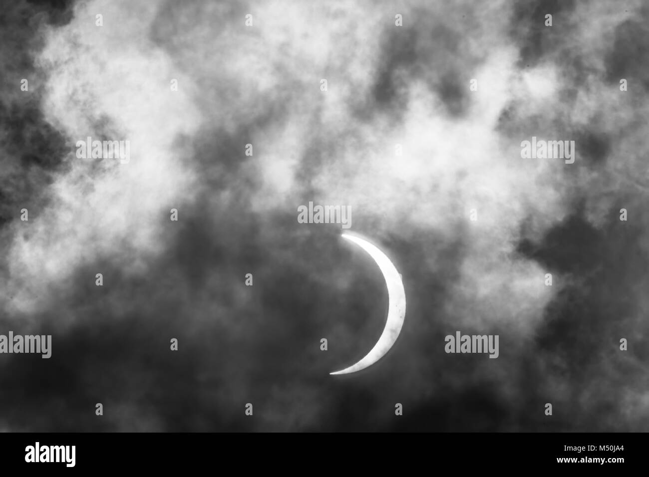 Phenomenon of solar eclipse Black and White Stock Photos & Images - Alamy