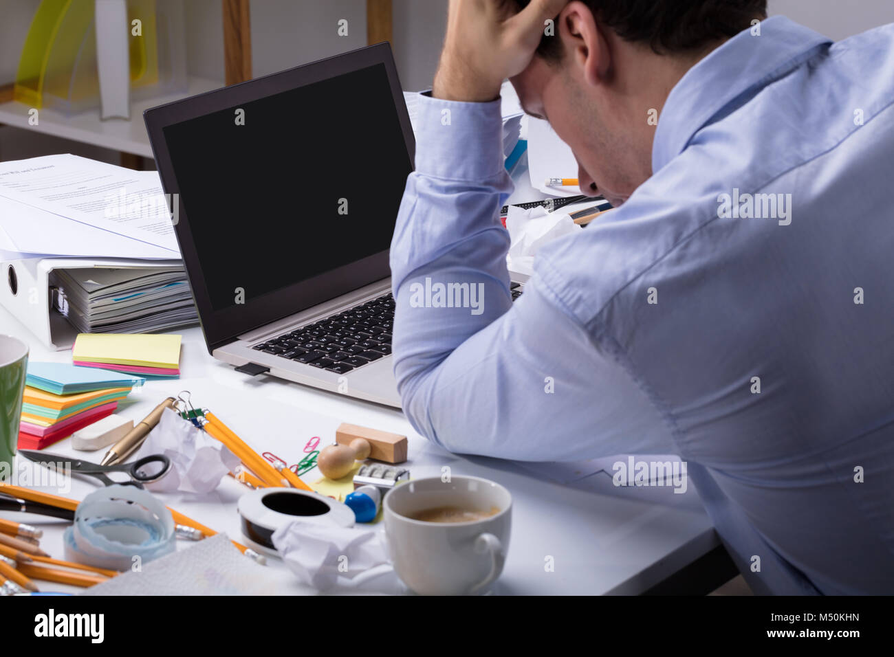 Messy desk hi-res stock photography and images - Alamy