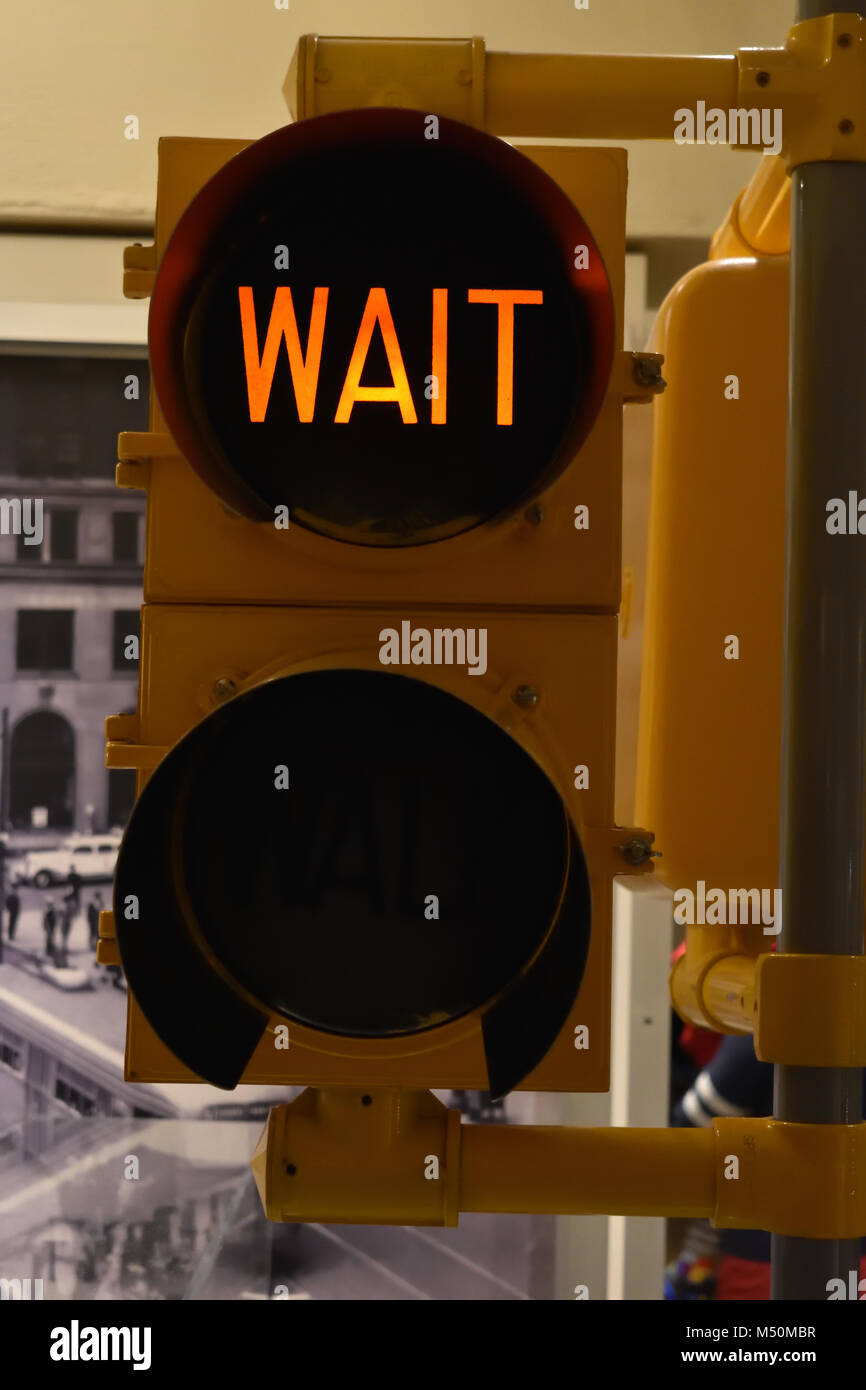 Wait traffic lights hi-res stock photography and images - Alamy