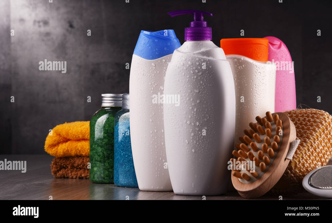 Plastic bottles of body care and beauty products Stock Photo - Alamy