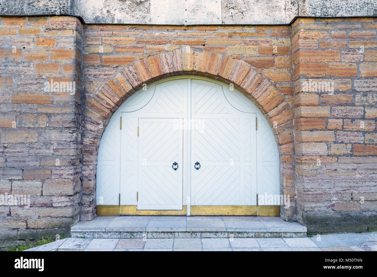 Ancient entry gate arch hi-res stock photography and images - Alamy
