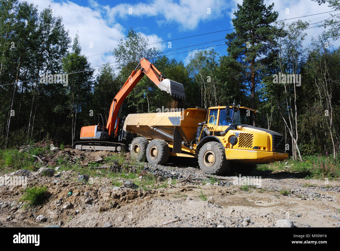 Earth mover hi-res stock photography and images - Alamy