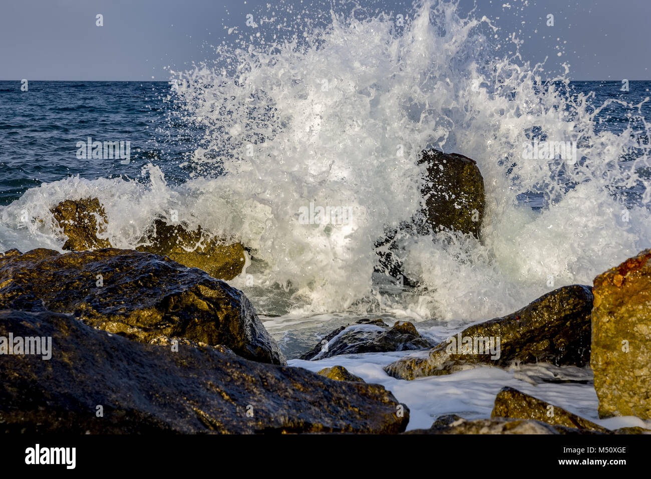 Smashed rock hi-res stock photography and images - Alamy