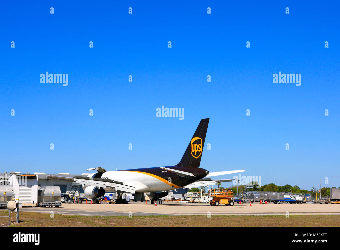 Ups Airplane High Resolution Stock Photography and Images - Alamy