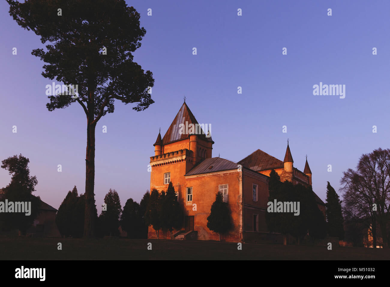 Kendeffy castle hi-res stock photography and images - Alamy