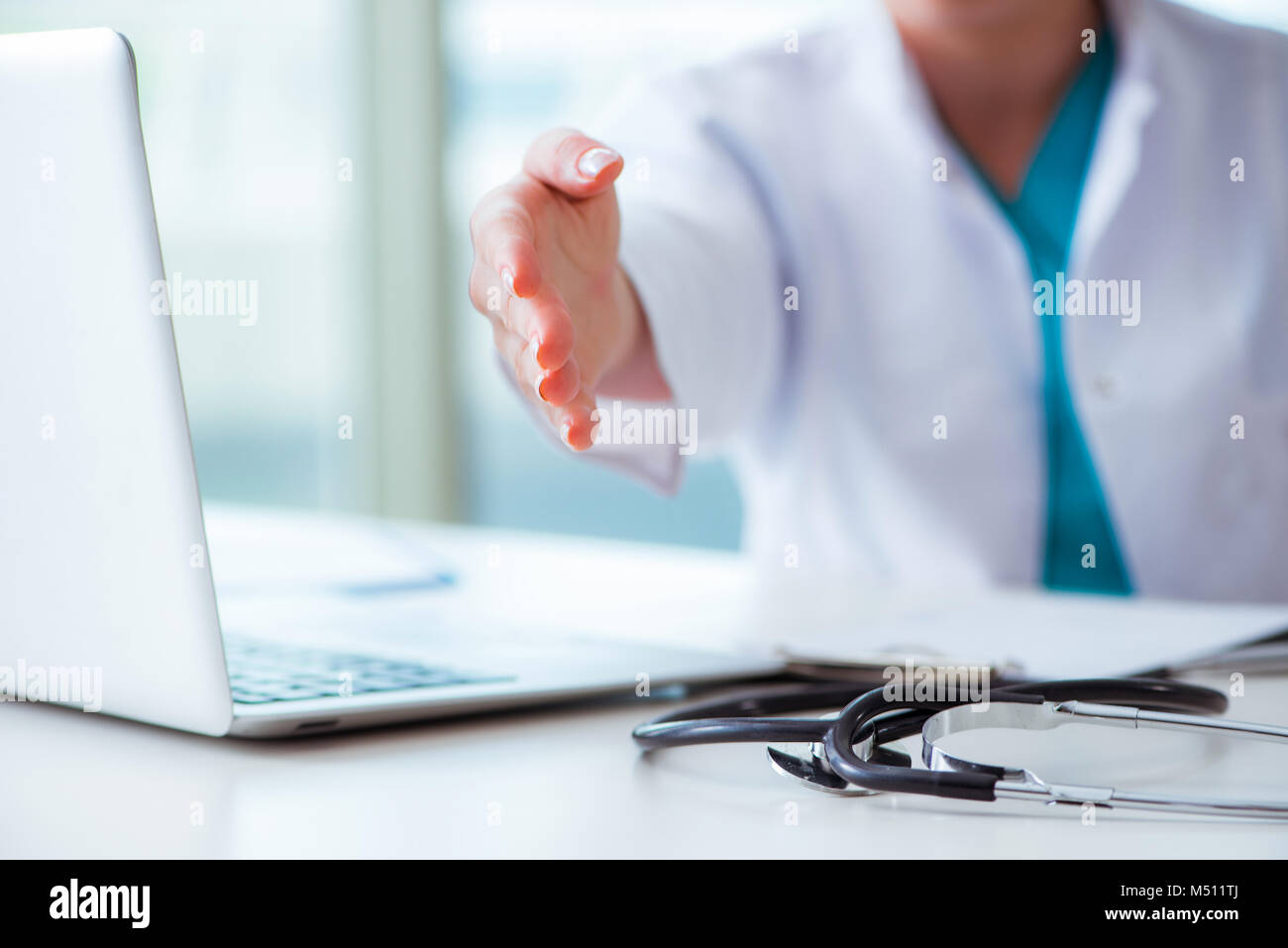 Diagnostic cooperation hi-res stock photography and images - Alamy
