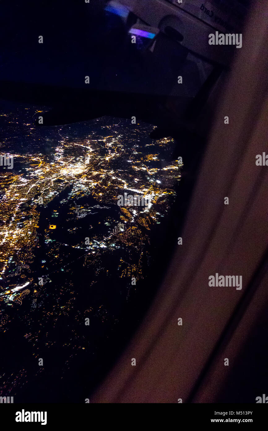Flying cities hi-res stock photography and images - Alamy