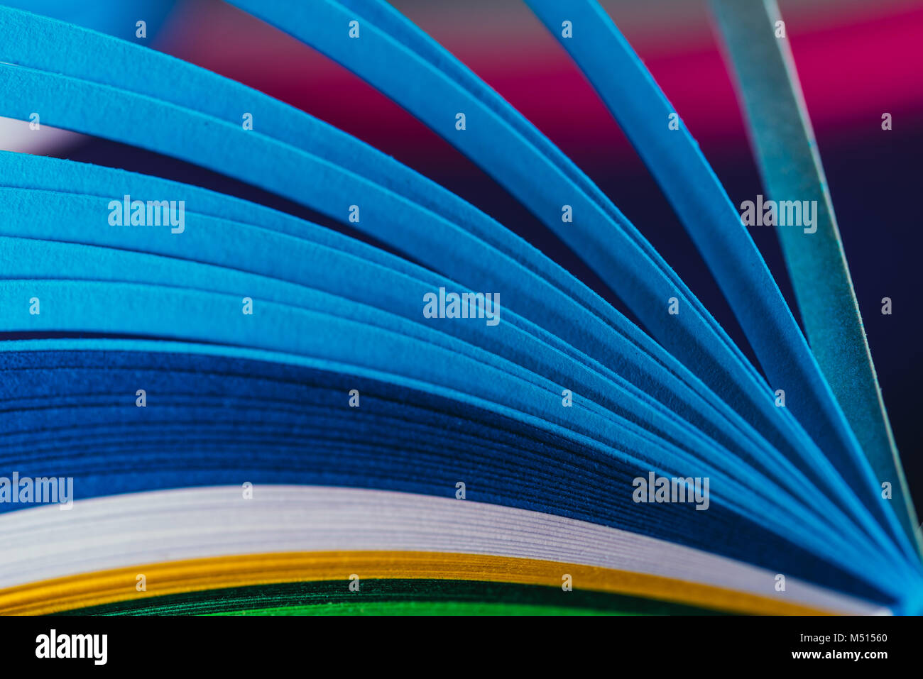 Paper curves hi-res stock photography and images - Alamy