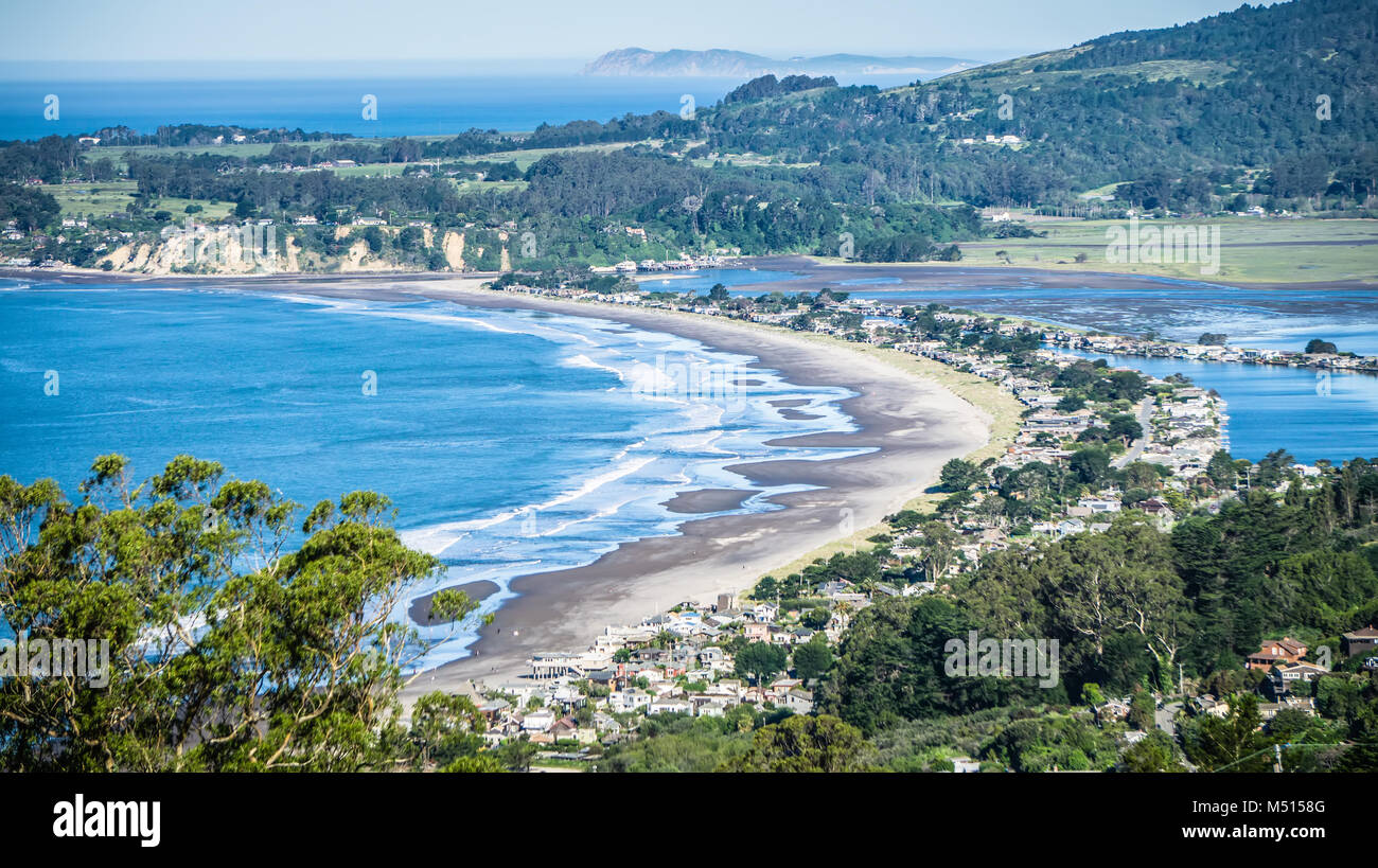 bolinas lagoon on pacific coast california Stock Photo - Alamy