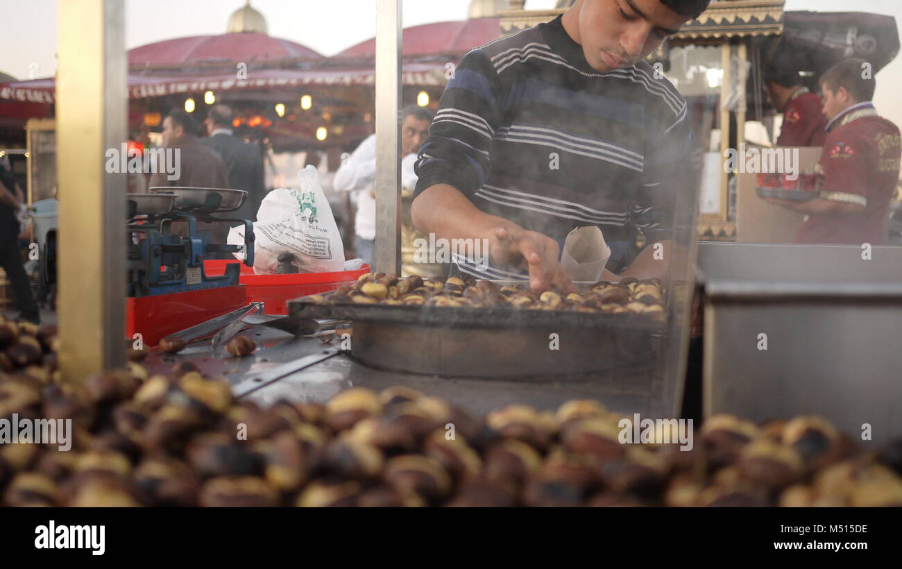 Chestnut seller hi-res stock photography and images - Alamy