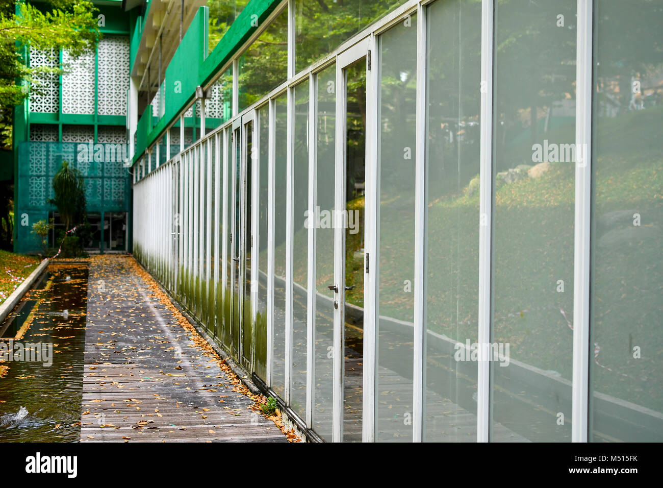 Perspective of building doors Stock Photo - Alamy