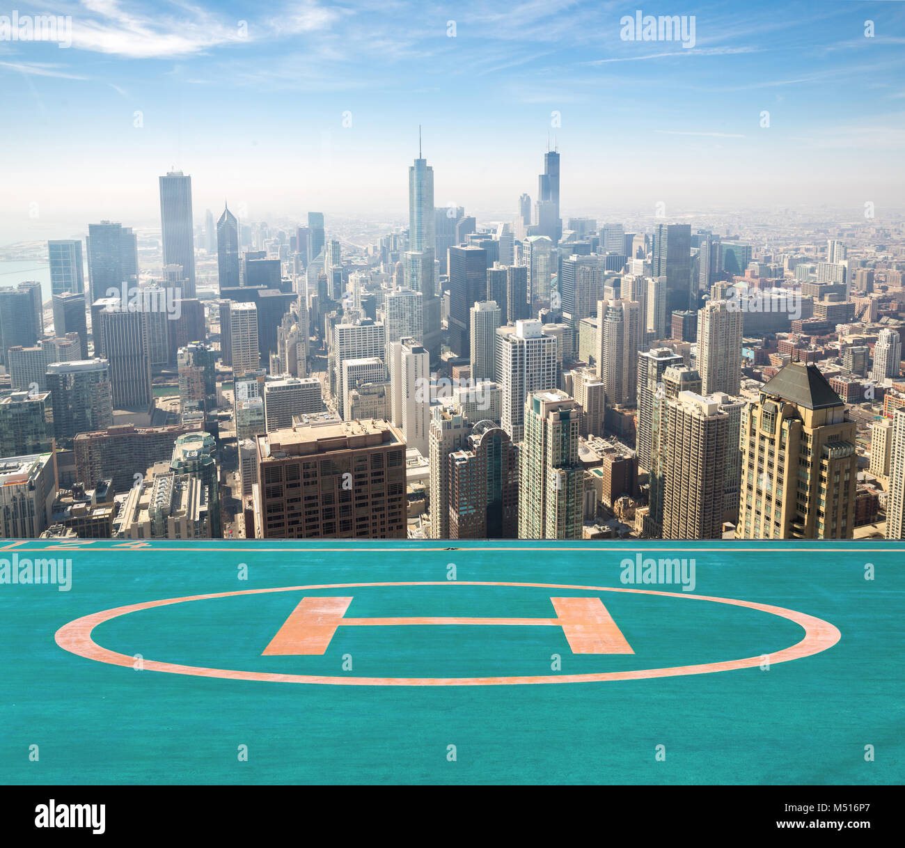 Chicago helicopter hi-res stock photography and images - Alamy