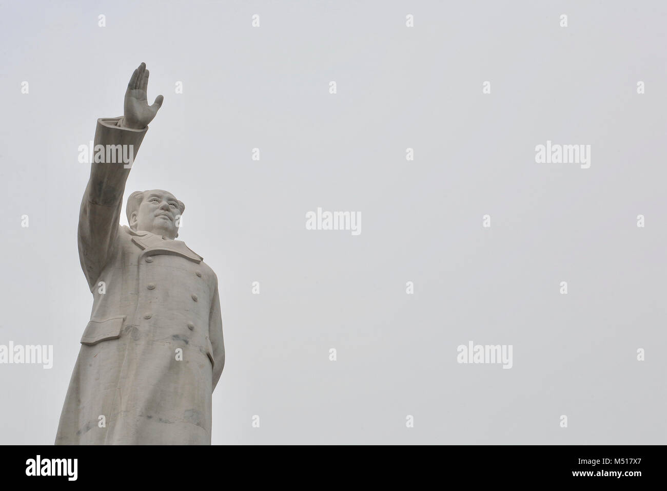 Statue of chinese communist hi-res stock photography and images - Alamy