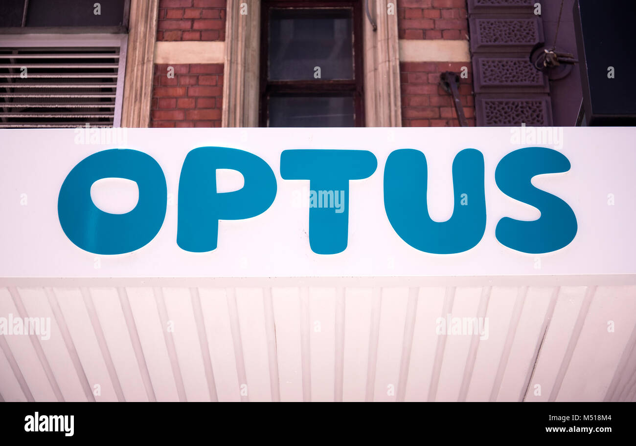 Optus network hi-res stock photography and images - Alamy