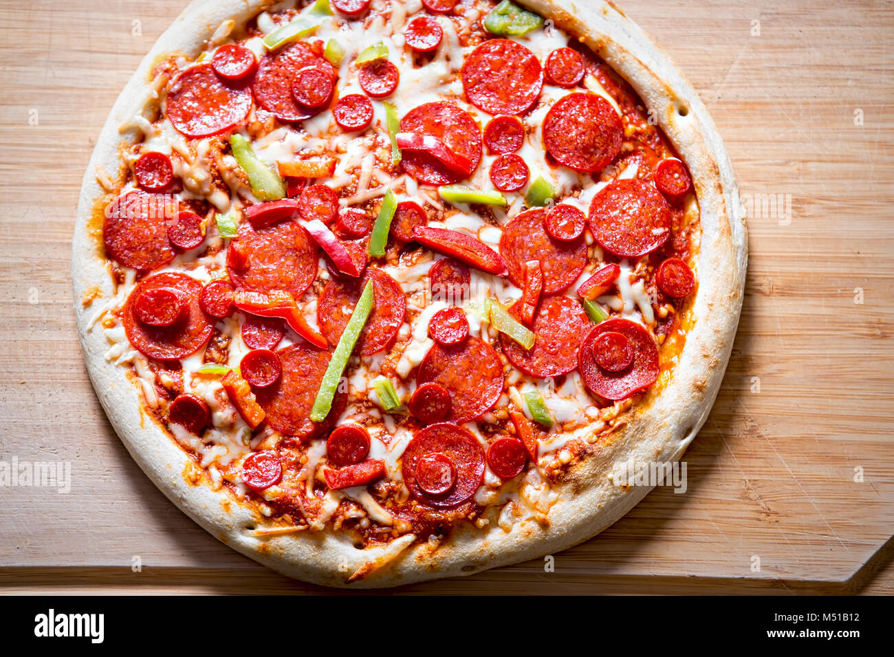 Double cheese pizza hi-res stock photography and images - Alamy