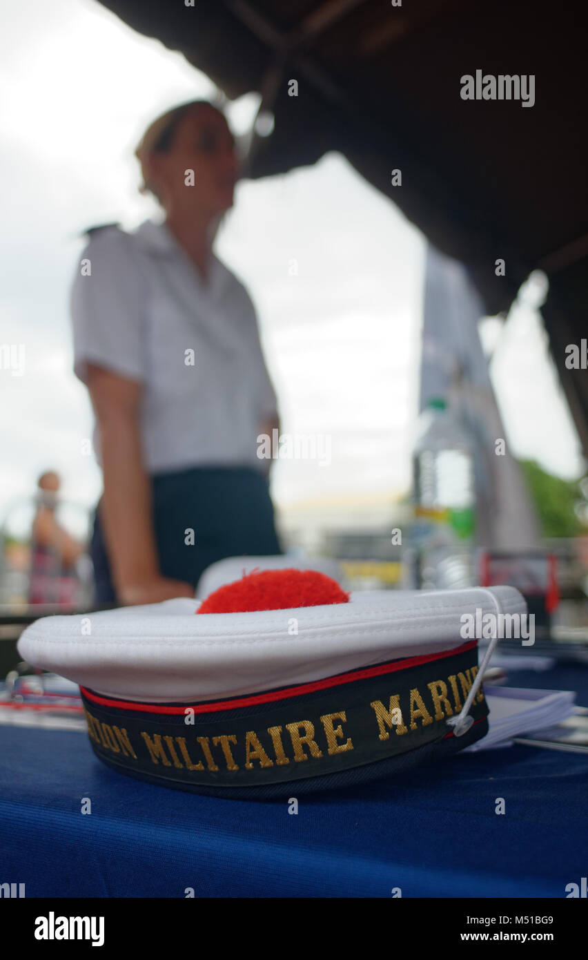 French navy uniform hi-res stock photography and images - Alamy