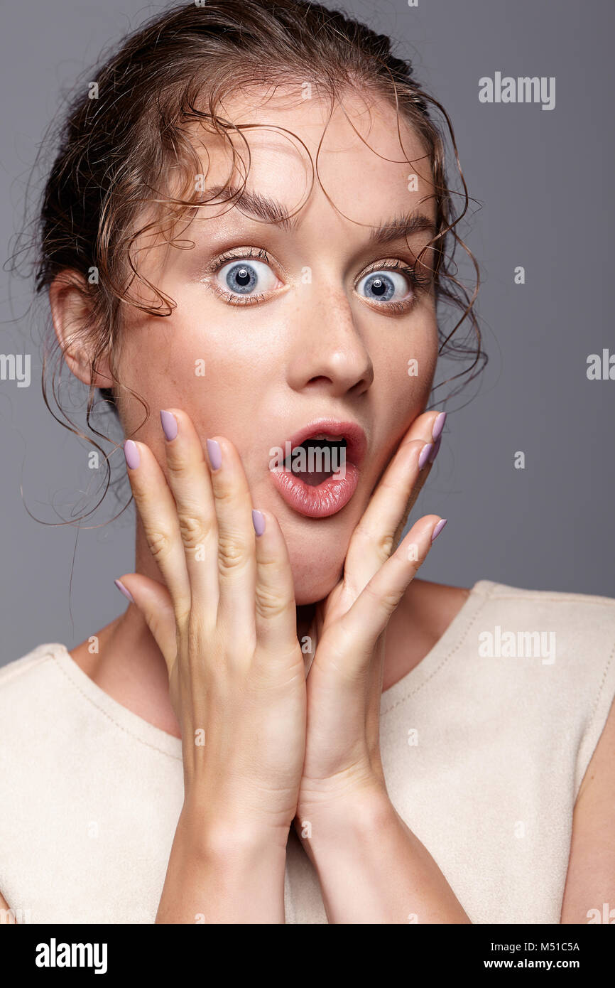 Bulging eyes woman hi-res stock photography and images - Alamy