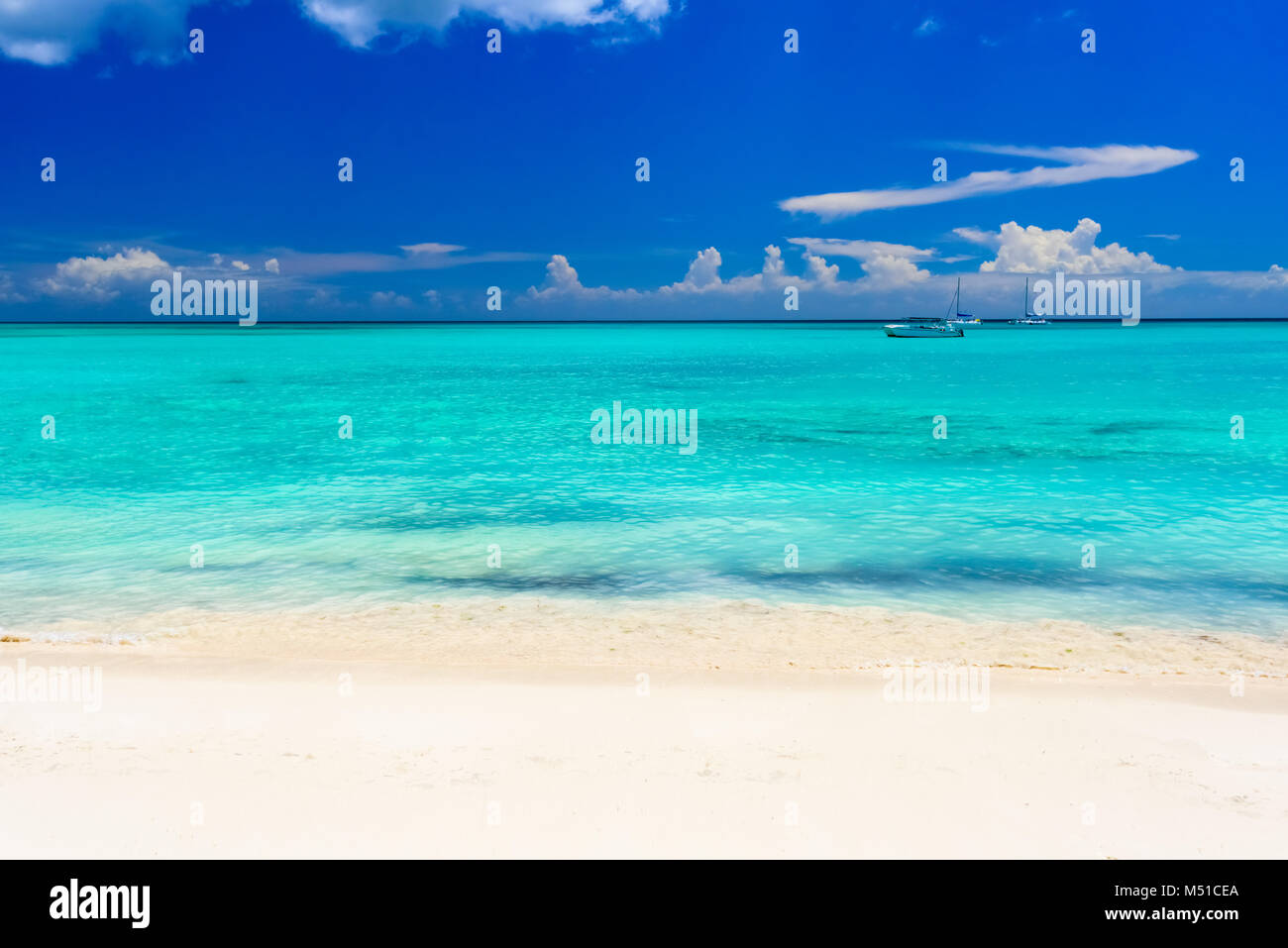 sandy sea beach Stock Photo - Alamy