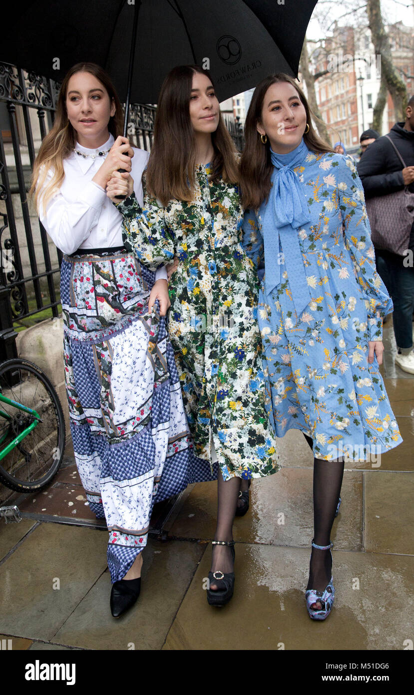 Este haim of the band haim hi-res stock photography and images - Alamy