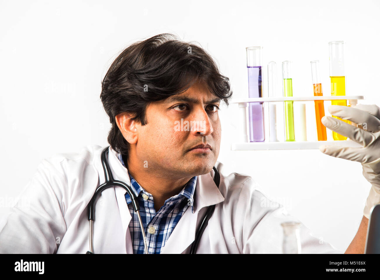 Chemical scientist lab indian hi-res stock photography and images - Alamy