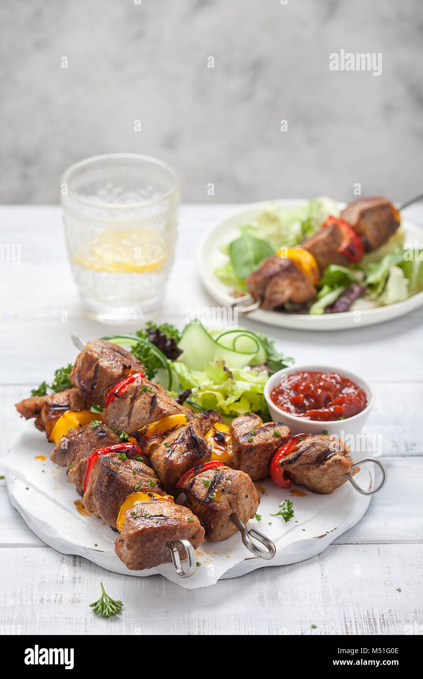 Grilled pork kebab with pepper Stock Photo - Alamy