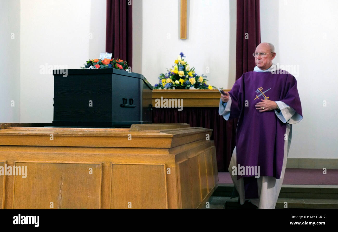 A cremation at Canford Cemetery & Crematorium, Bristol led by Roman ...
