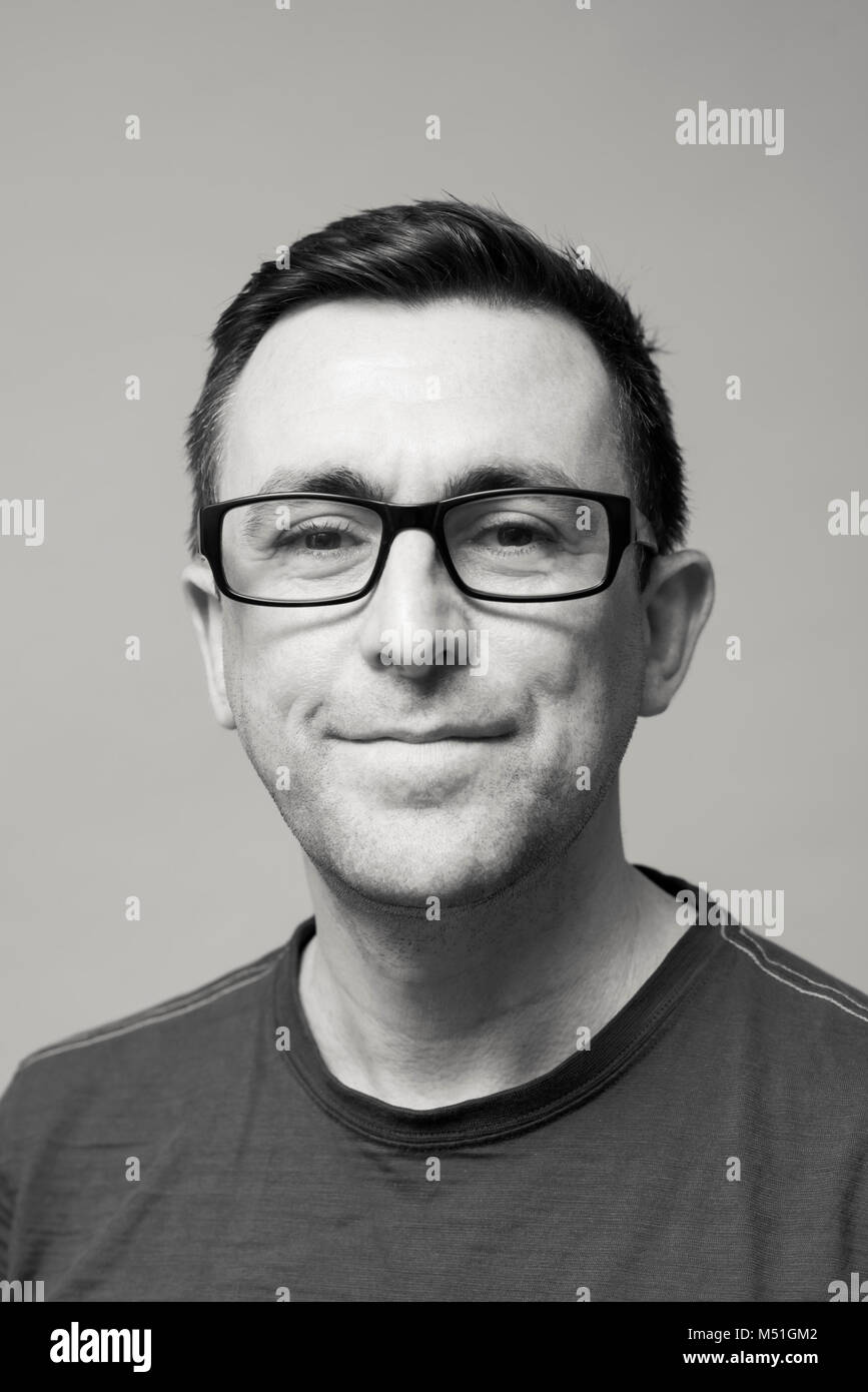 Man profile picture hi-res stock photography and images - Alamy