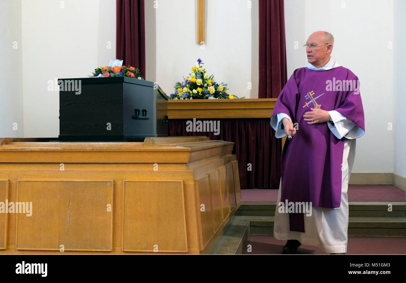 A cremation at Canford Cemetery & Crematorium, Bristol led by Roman ...