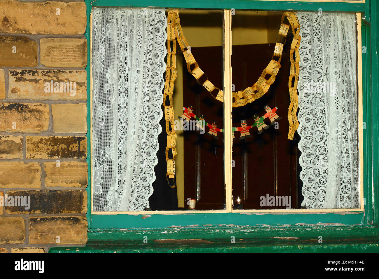 Old fashioned christmas hi-res stock photography and images - Alamy