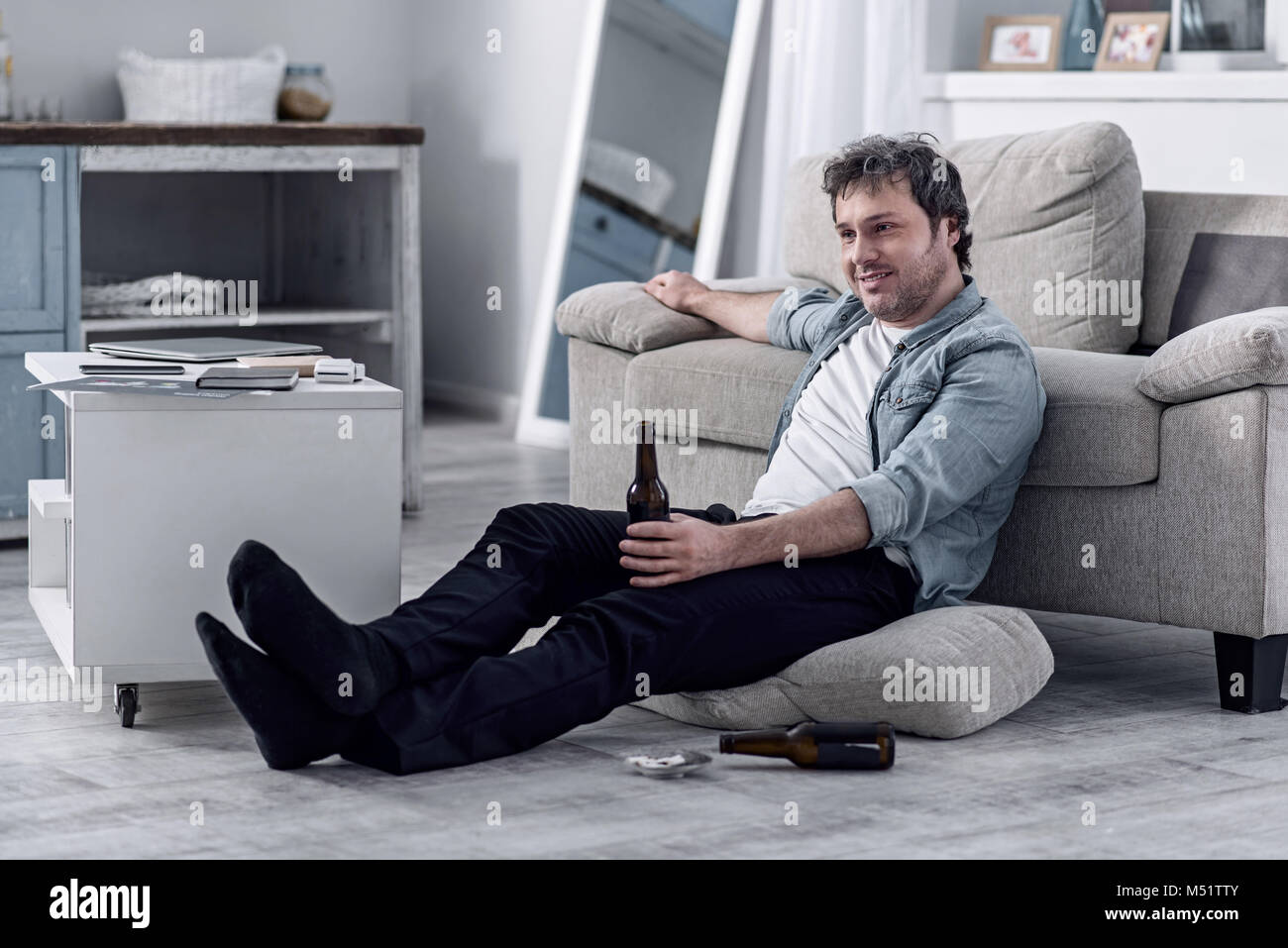 Untidy man smiling hi-res stock photography and images - Alamy