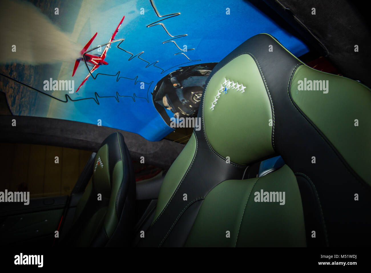 Stunning bespoke headlining of RAF Red Arrows Red 10 cockpit view at ...