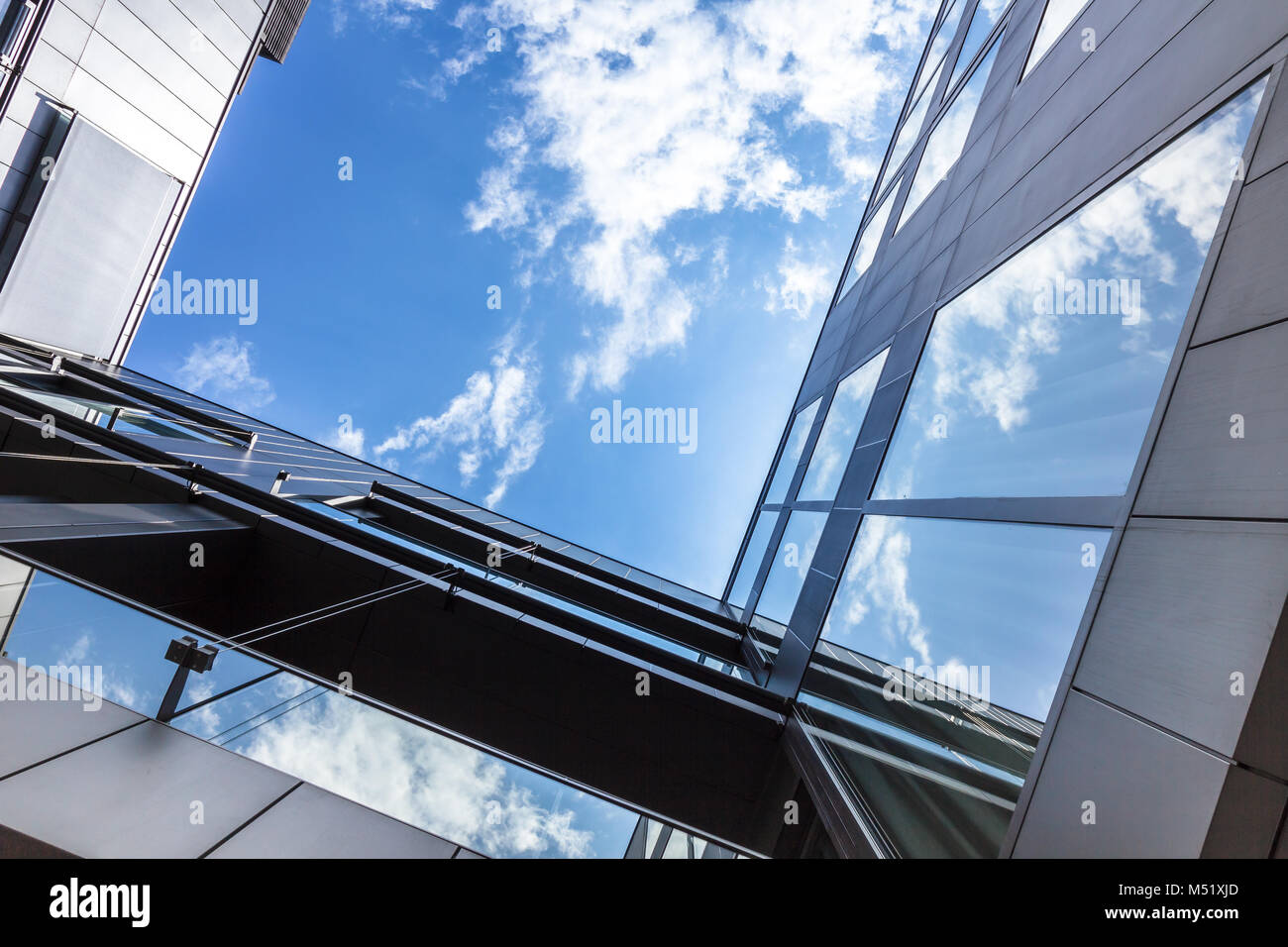 Bottom up view building hi-res stock photography and images - Alamy