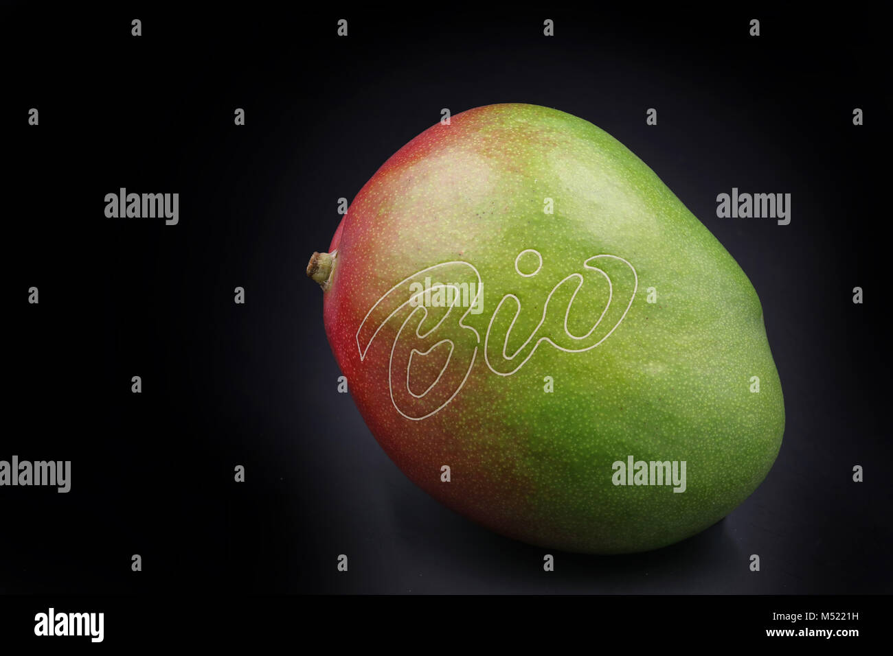 Yellow inside of mango hi-res stock photography and images - Alamy